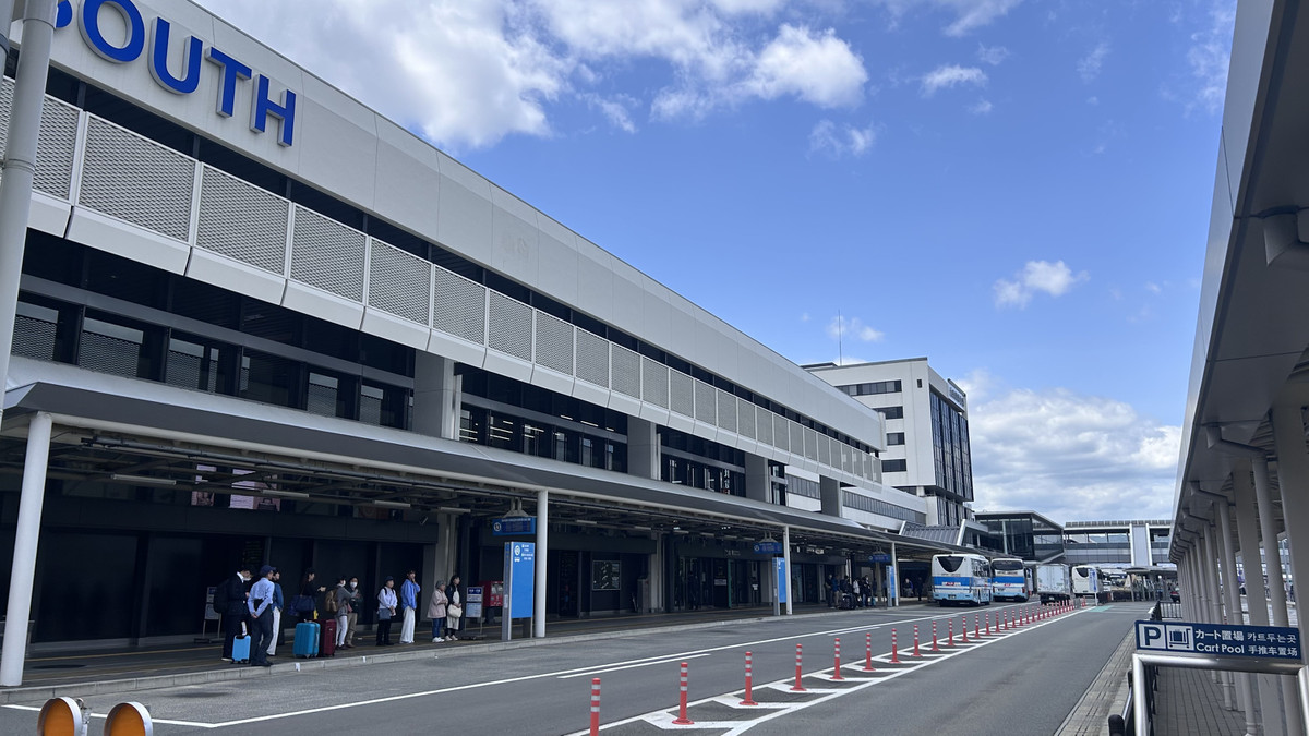 Colab blog : 伊丹空港！